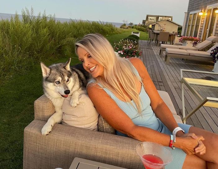 Linda Holliday: Wiki, BIO, Age, Husband, Kids, Net Worth, Height ...