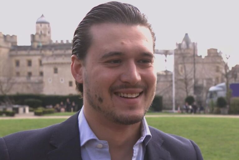 Charlie Sims (Chloe Sims' Brother) Wiki, Age, Wife, Kids, Family, Net ...